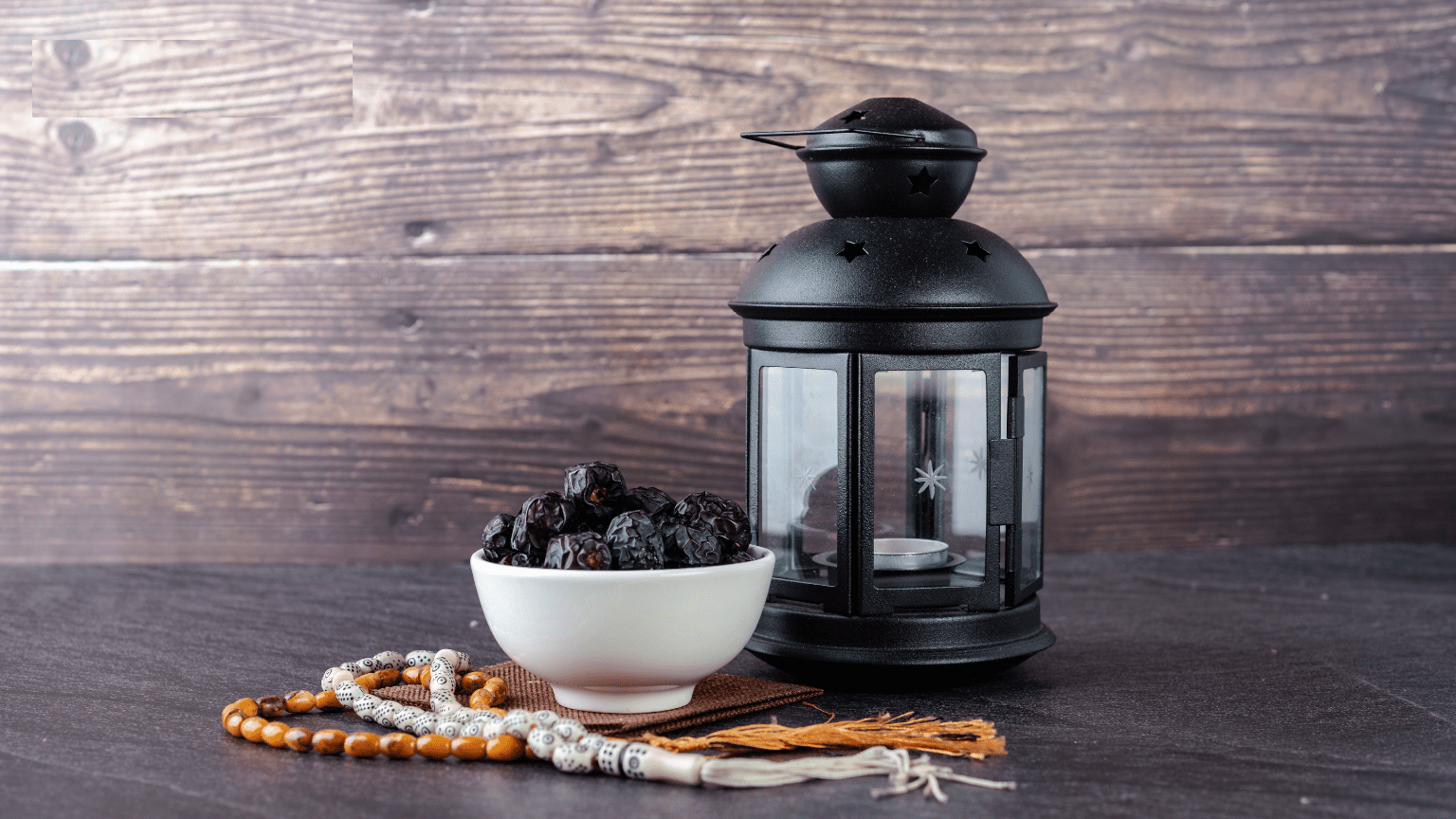 Health benefits of AJWA DATES and It’s time to Use - Herbal Information