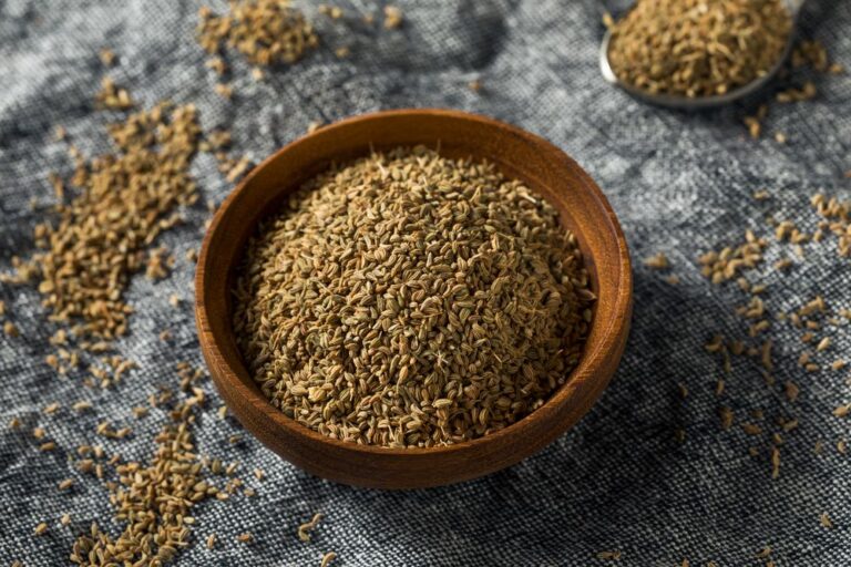 Health Benefits of Carom Seeds (Ajwain), Types and Side Effects ...